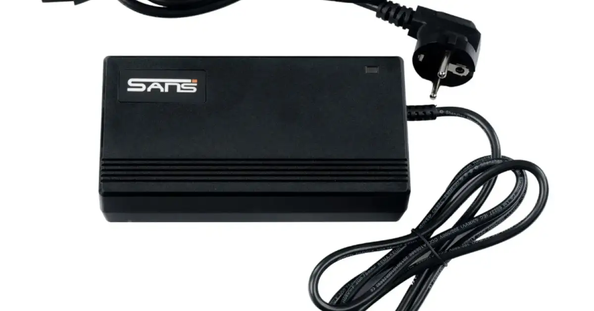 Leader Fox nabíječka Li-Ion baterií 42V/3A - DLG | Koloshop.cz