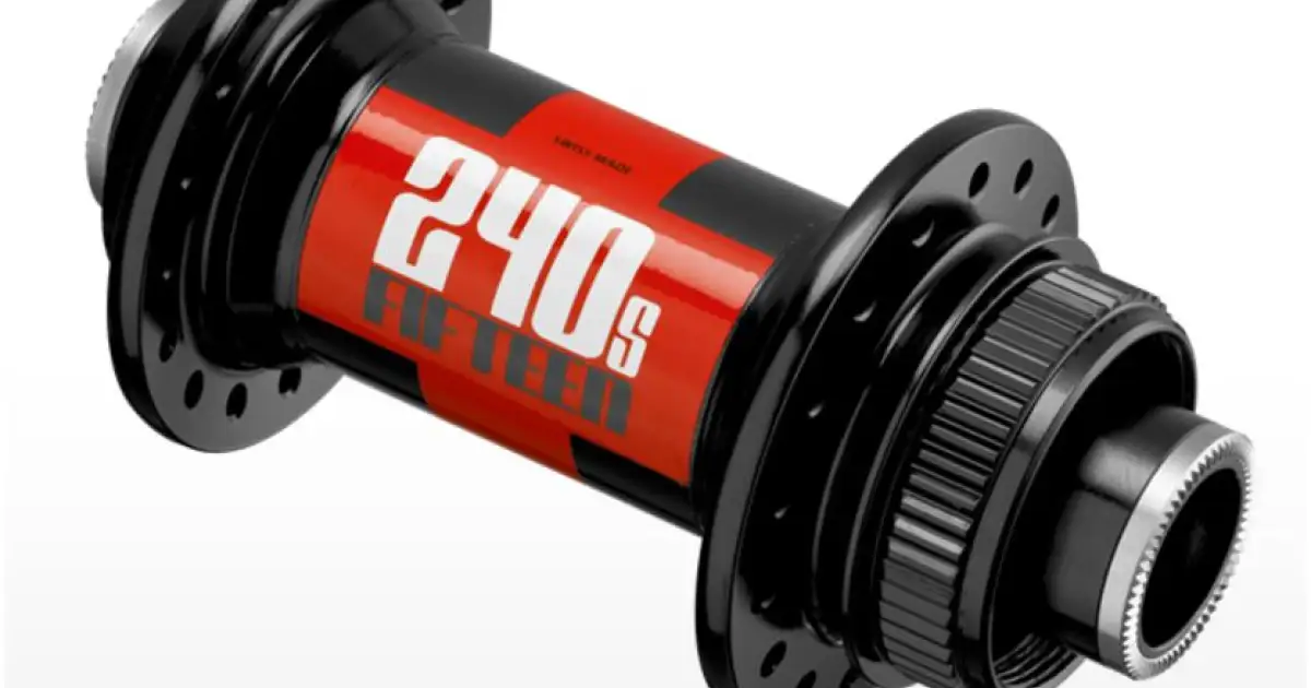 DT Swiss 240s Boost CL přední náboj | Koloshop.cz